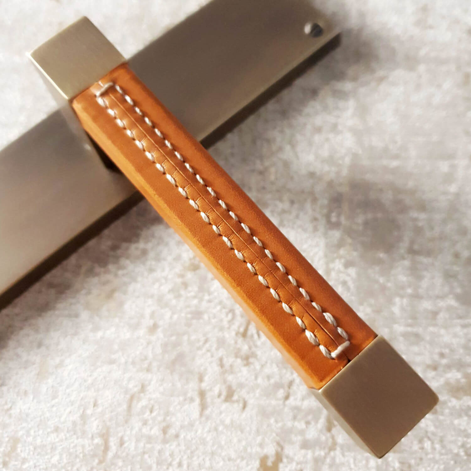 SQUARE LEATHER - VillaHus