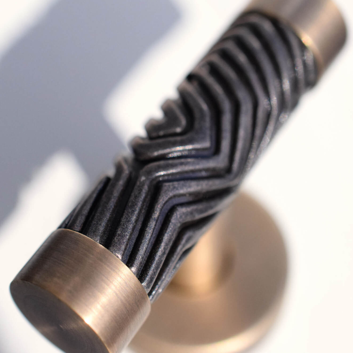 Turnstyle Designs T-Bar cabinet handle - Labyrinth - Amalfine - Model ...